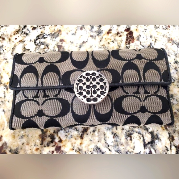 Coach | Accessories | Coach Alexandra Signature Slim Envelope Wallet ...